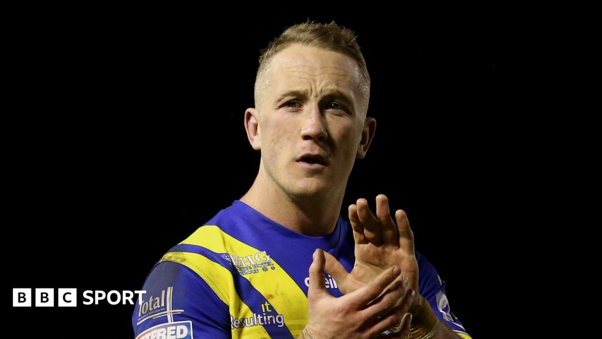 Jason Clark: Australian forward extends contract with Warrington - BBC ...
