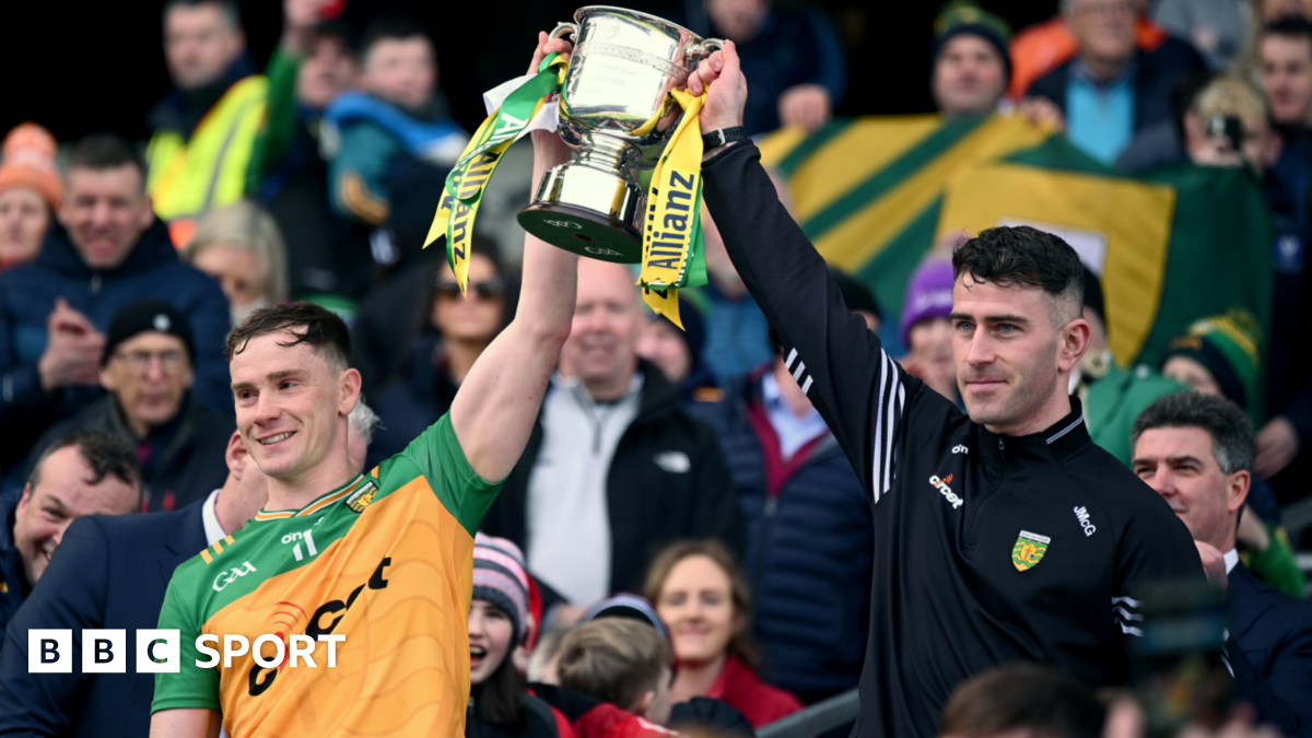 Allianz Football League: Donegal defeat Armagh to win Division Two ...