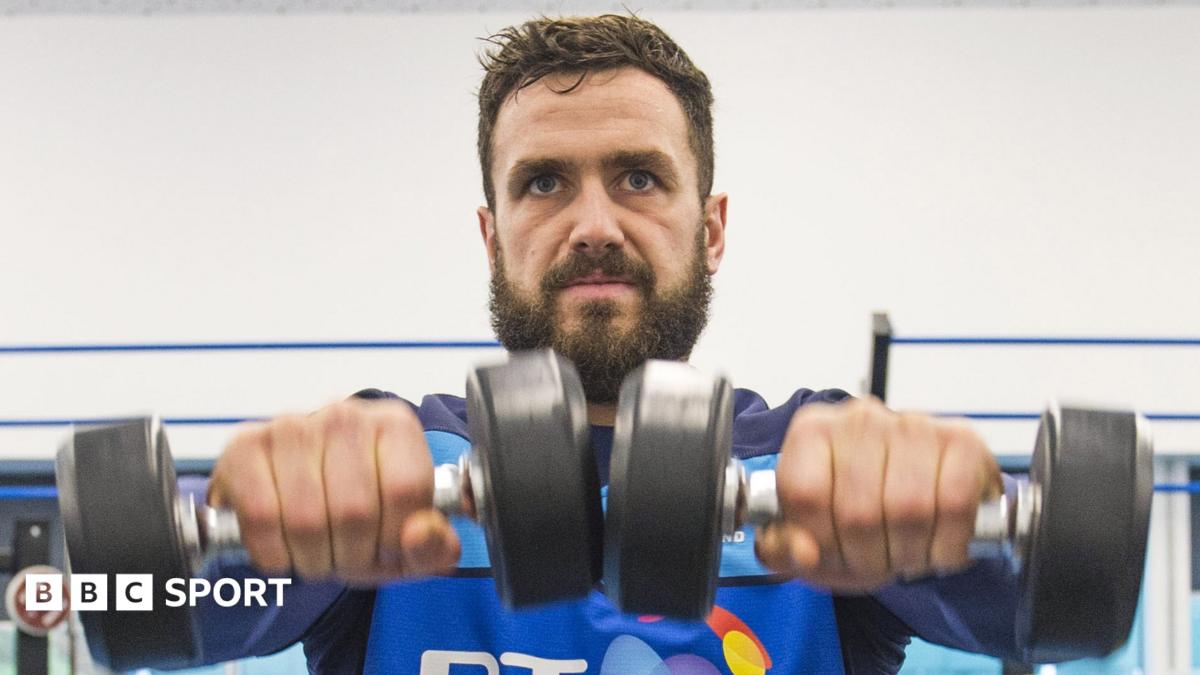 Alex Dunbar has gone from Scotland's first-choice to World Cup exile ...
