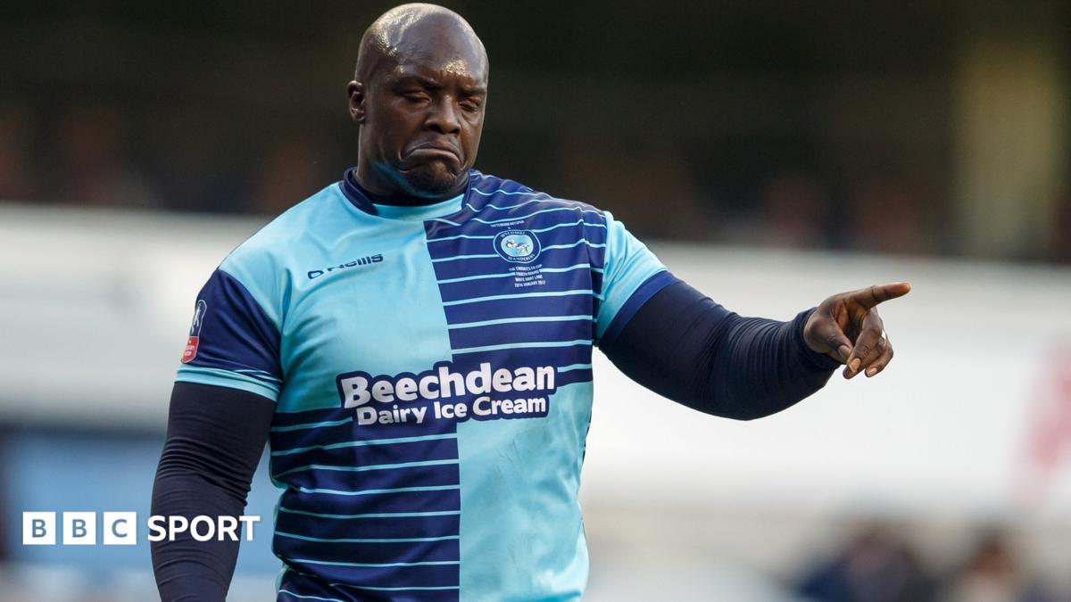 Adebayo Akinfenwa: 'The Beast' signs new Wycombe Wanderers deal - BBC Sport