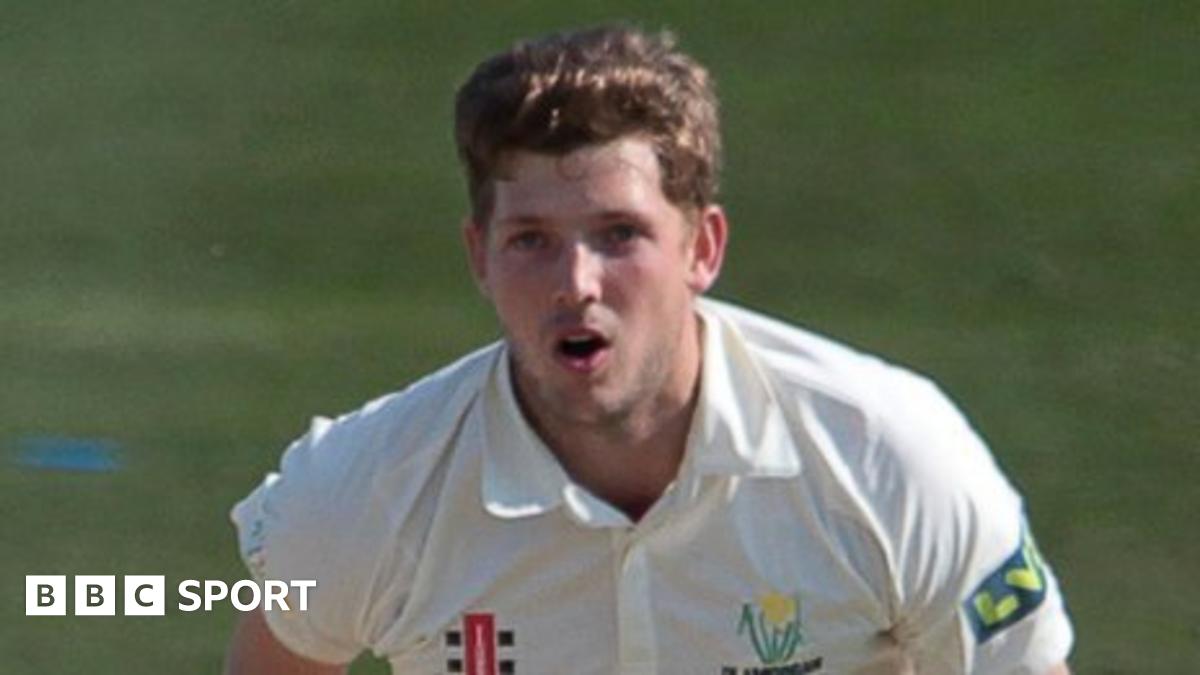 Craig Meschede: Glamorgan sign Somerset all-rounder - BBC Sport