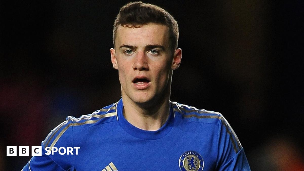 Alex Davey: Boreham Wood sign ex-Chelsea defender - BBC Sport