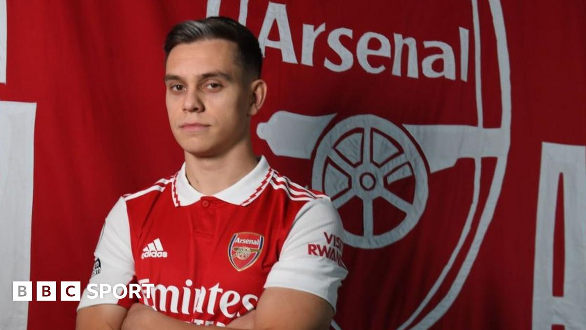 Arsenal transfer news: Leandro Trossard joins Gunners from Brighton for £21m - BBC Sport