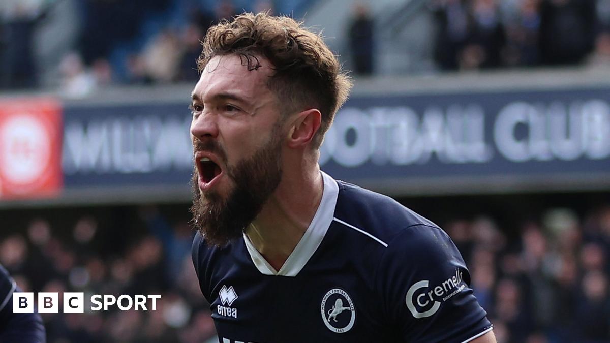 Millwall 2-0 Queens Park Rangers: Tom Bradshaw and Murray Wallace score ...
