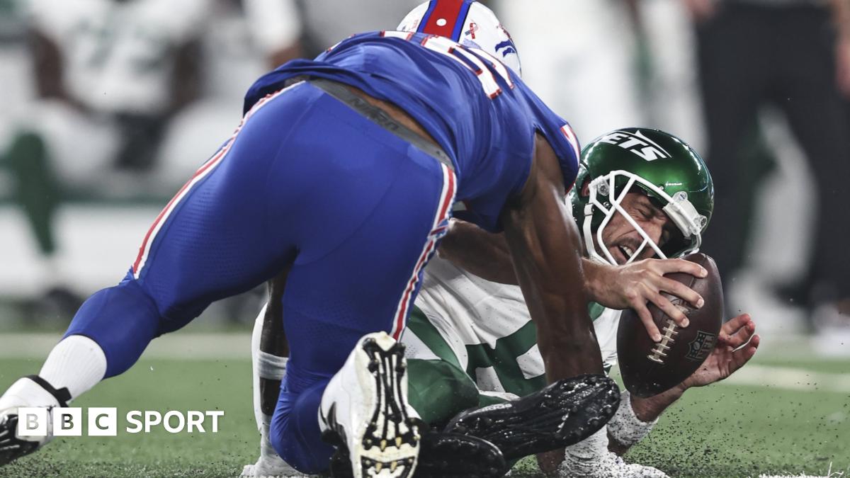 Aaron Rodgers injured on New York Jets debut in 22-16 win over Buffalo ...