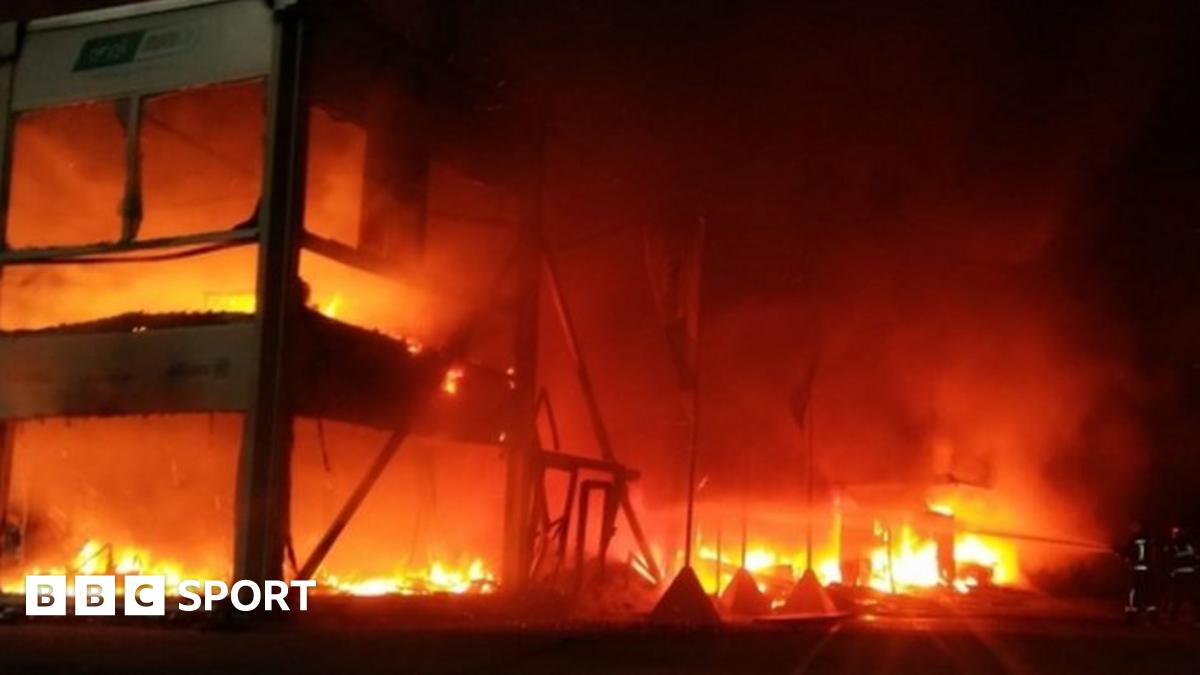 MotoE: Huge fire at Jerez test sees first race cancelled - BBC Sport