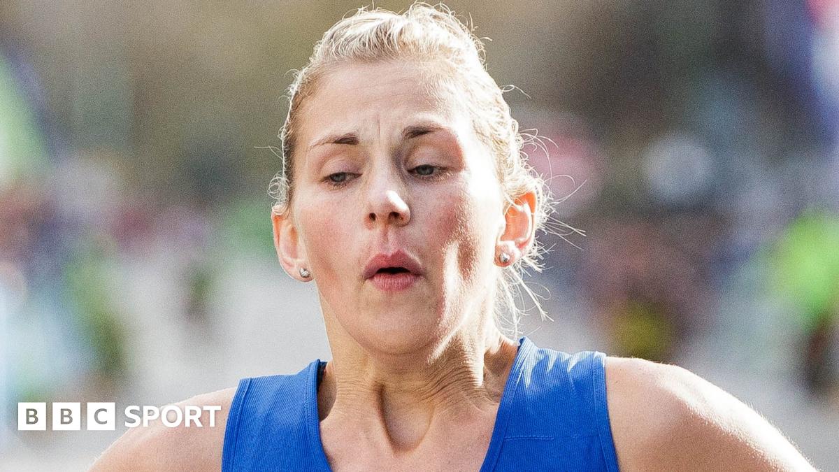 Laura Graham retains Irish Marathon title in Dublin - BBC Sport