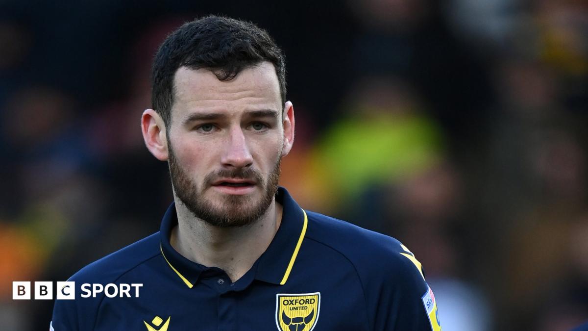 Elliott Moore: Oxford United captain signs new 'long-term' deal - BBC Sport