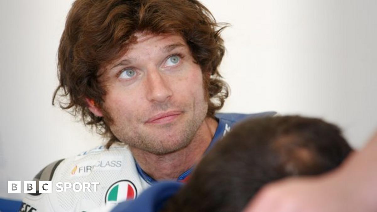 Guy Martin wins third straight Southern 100 Solo Championship - BBC Sport