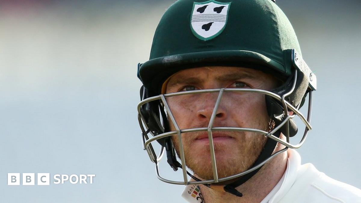 Ben Cox: Leicestershire sign long-serving Worcestershire wicketkeeper ...