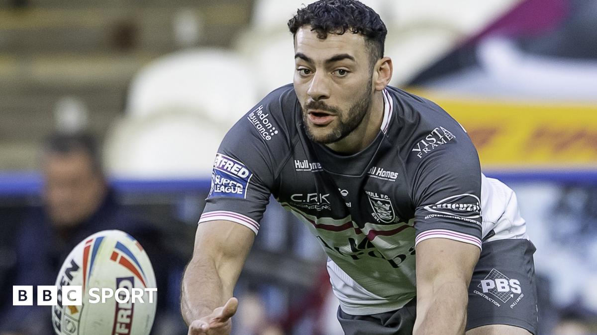 Jake Connor: Huddersfield Giants to manage playmaker's return from ...