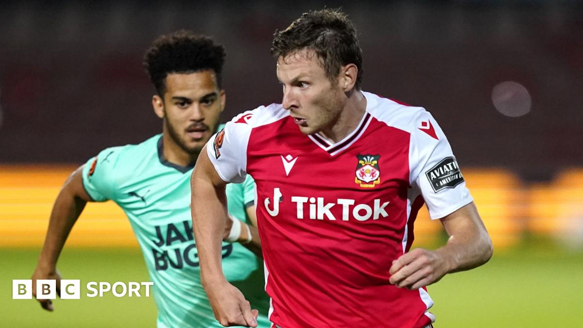 Paul Mullin: Wrexham have no intention of selling striker - BBC Sport