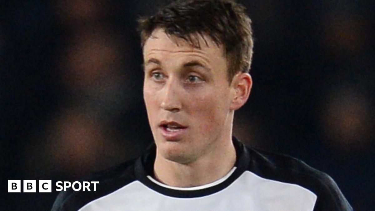 Derby County: Craig Forsyth agrees new contract until summer 2020 - BBC ...