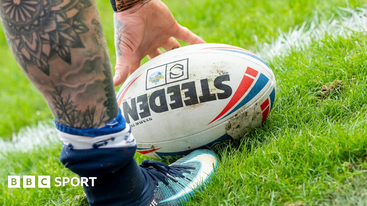 Muslim athletes charter: Rugby Football League signs pledge - BBC Sport