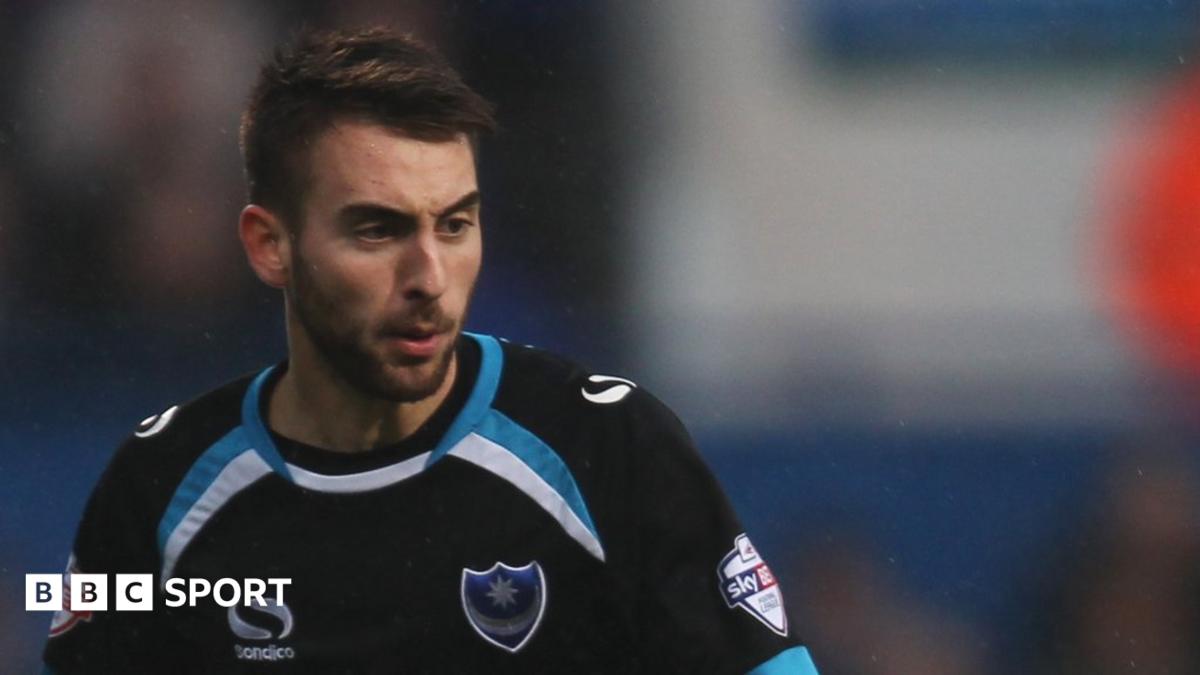 Ben Close: Portsmouth midfielder signs new deal at Fratton Park - BBC Sport
