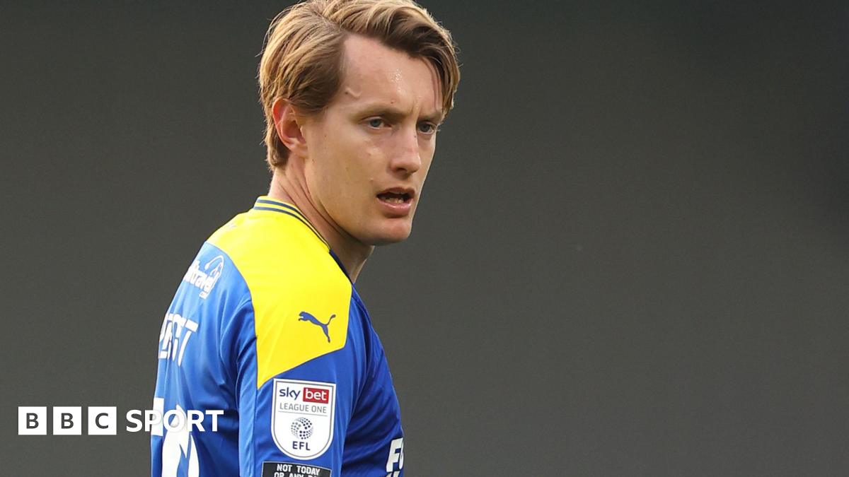 Joe Pigott: AFC Wimbledon striker turns down new contract - BBC Sport