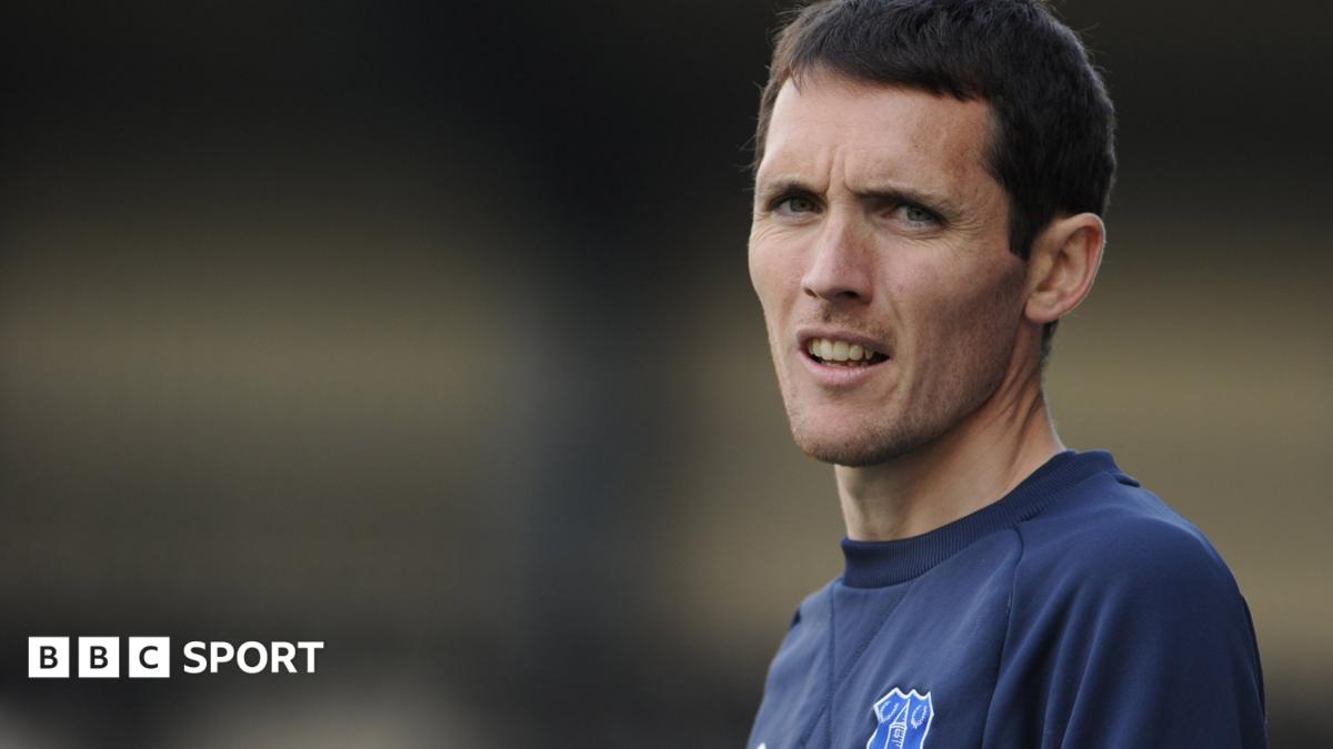 Andy Spence: Everton Ladies boss returns six months after departure ...
