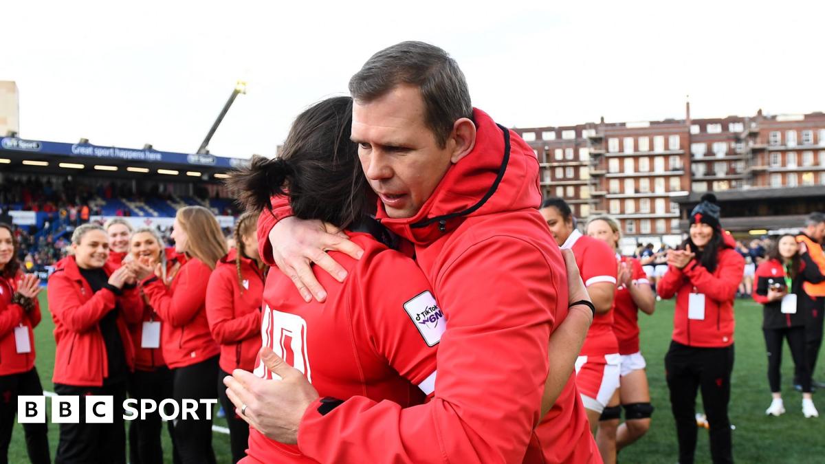 Ioan Cunningham's 'full attention' is with Wales women despite under ...