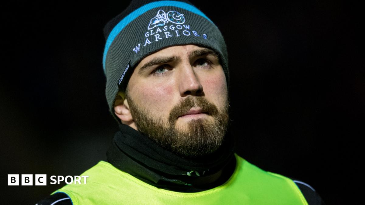 Jamie Bhatti: Scotland prop agrees new deal at Glasgow Warriors - BBC Sport
