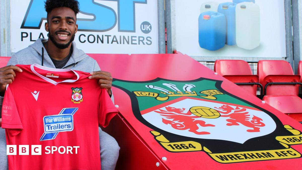 Reece Hall-Johnson: Ex-Northampton Town right-back joins Wrexham - BBC ...