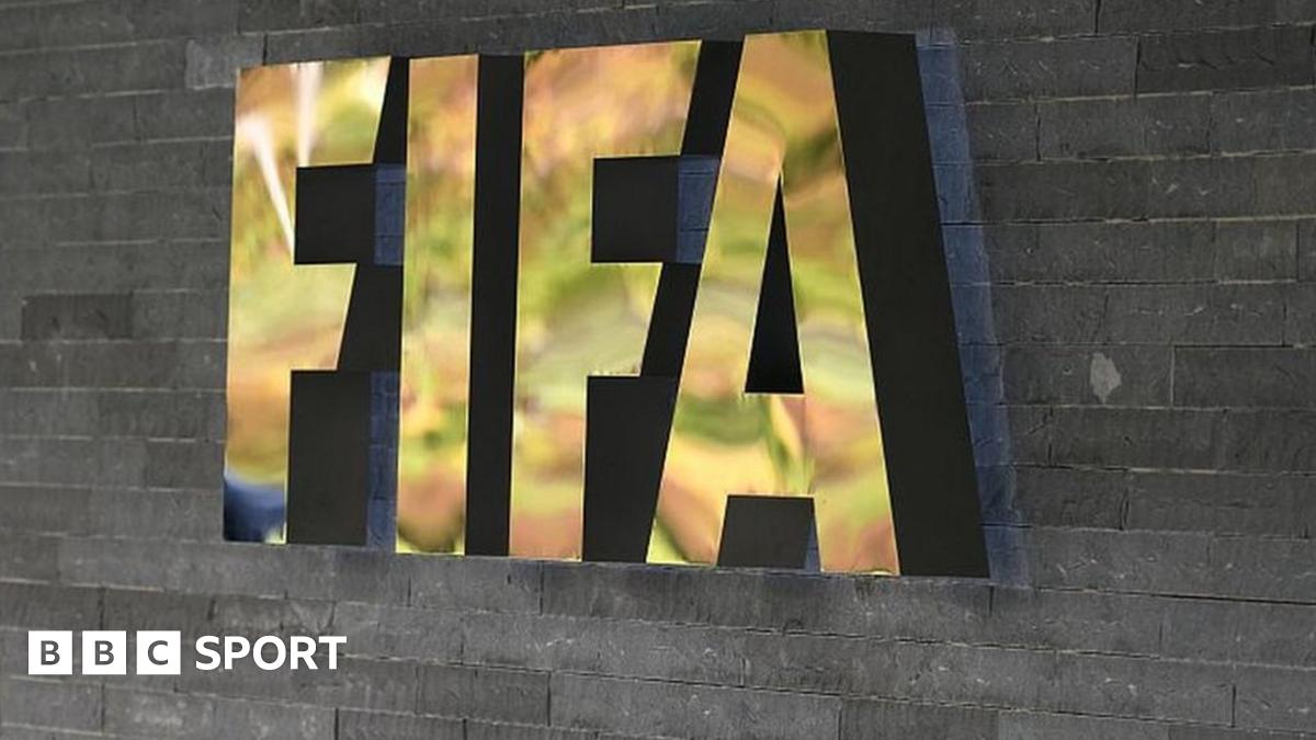 Former Fifa executives accused of bribes over World Cup bidding - BBC Sport
