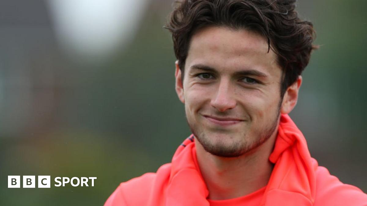 Blackburn Rovers: Midfielder Lewis Travis signs new four-year deal ...