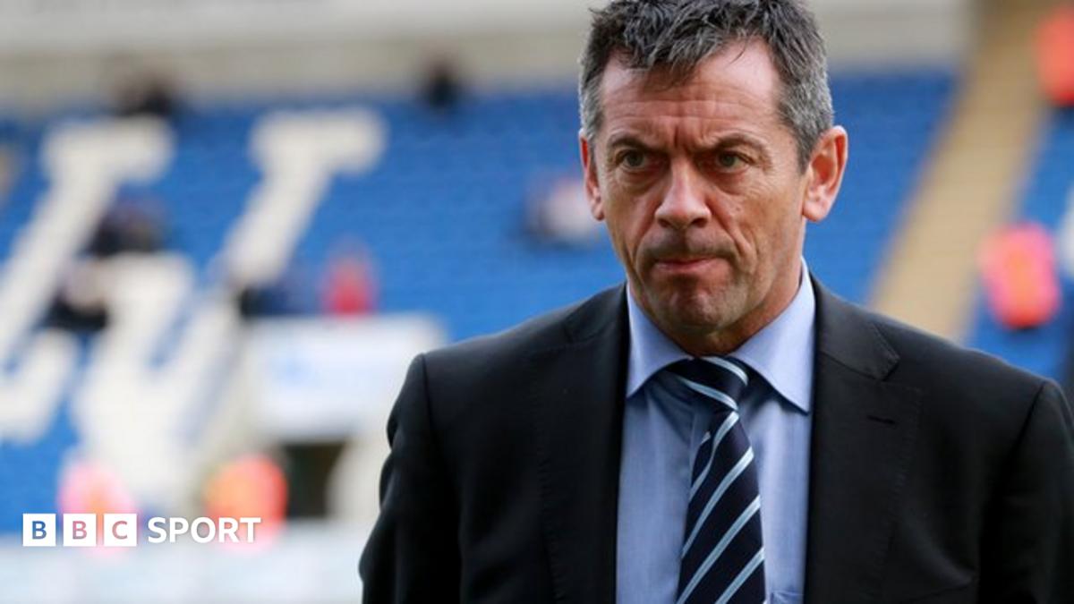 Phil Brown: Southend United ‘playing like individuals’ - BBC Sport