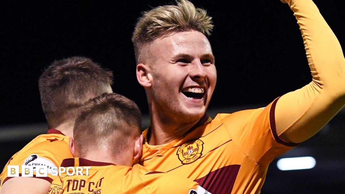 St Mirren 0-3 Motherwell: James Scott scores twice in easy win - BBC Sport