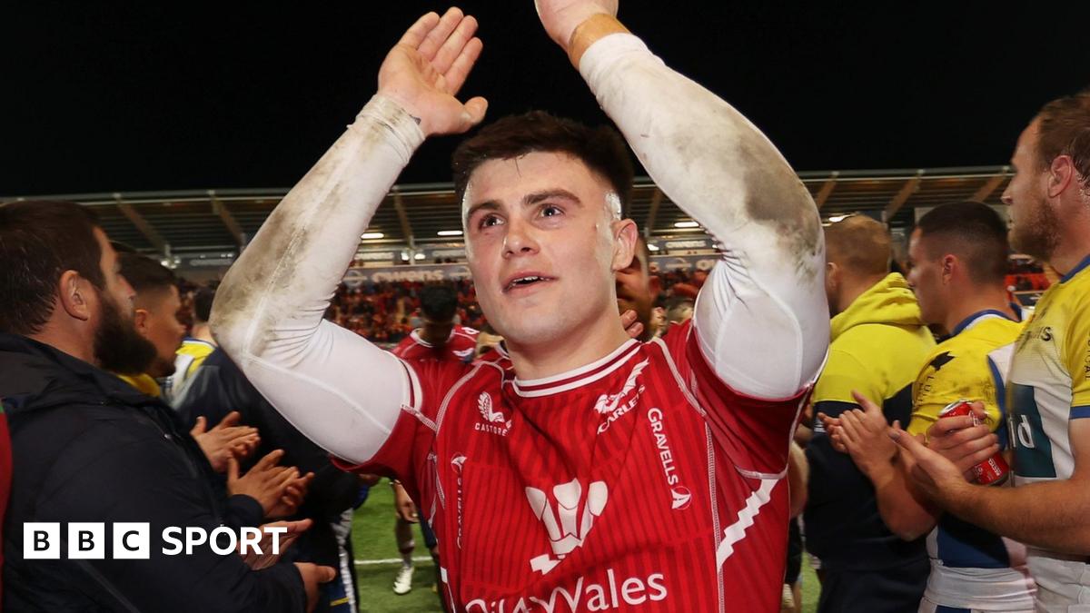 Scarlets: Centres Joe Roberts, Ioan Nicholas and Eddie James sign new ...