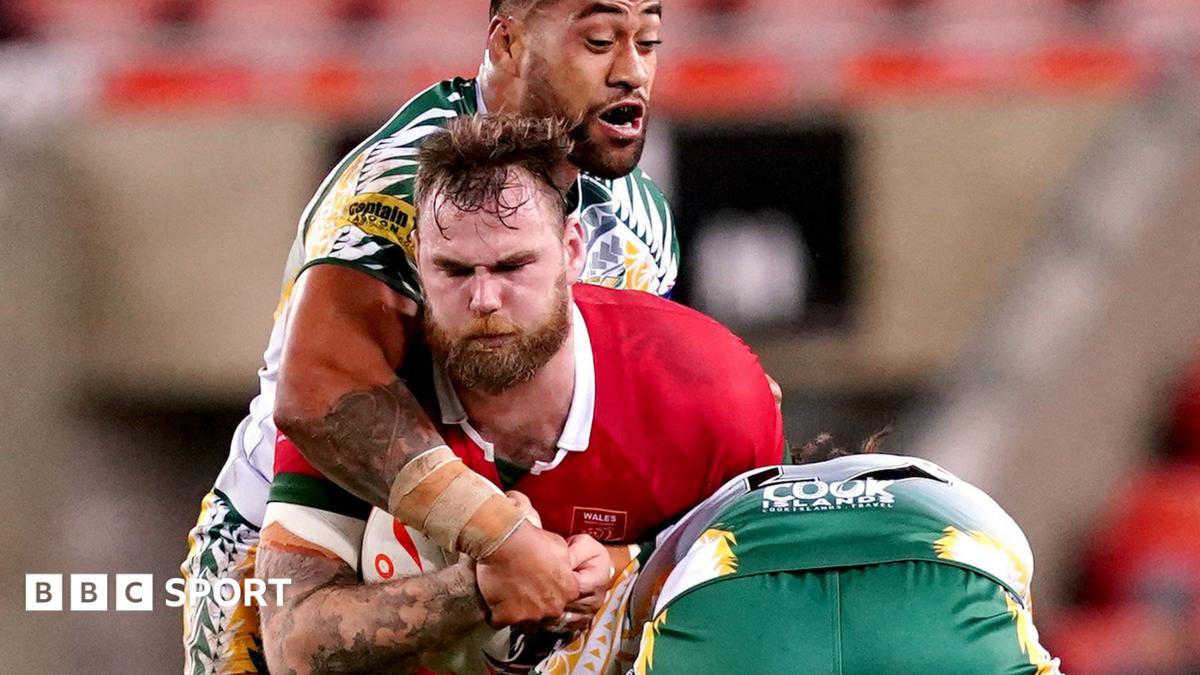 Rugby League World Cup: Wales 12-18 Cook Islands - Steve Marsters seals ...
