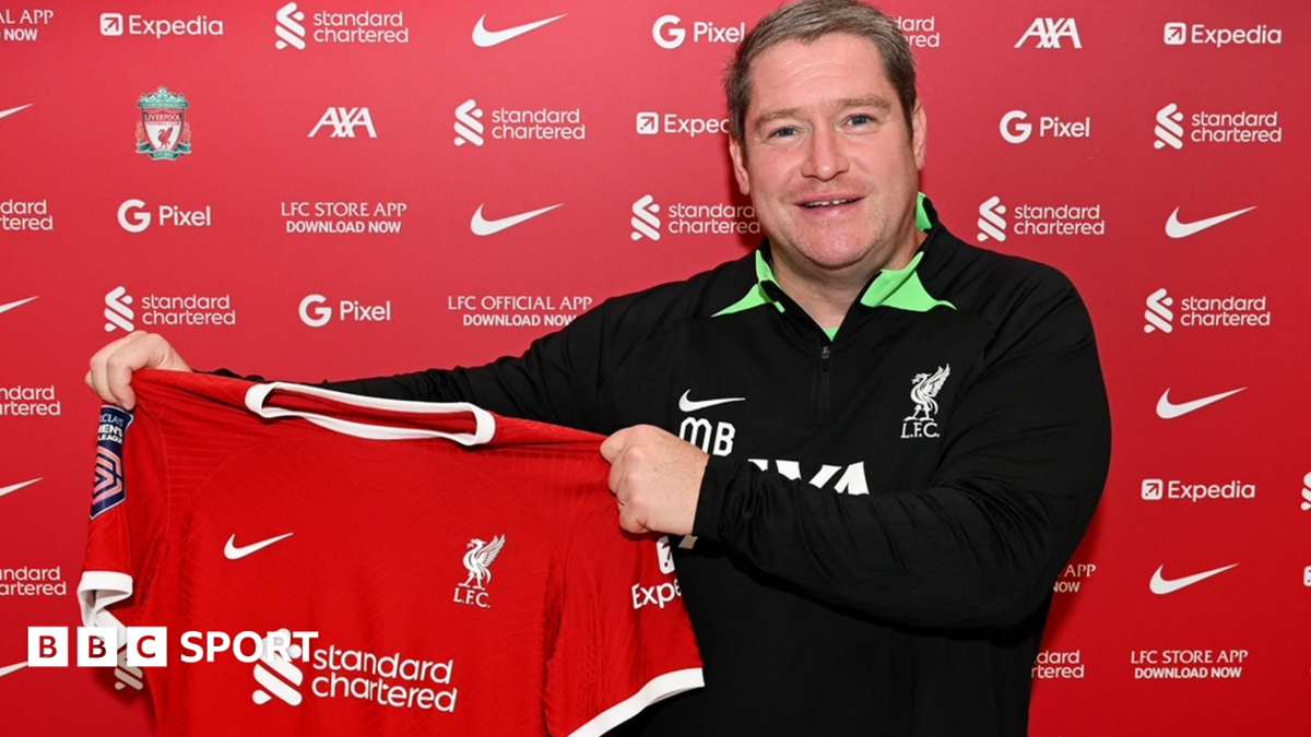 Liverpool Women: Manager Matt Beard signs new contract - BBC Sport