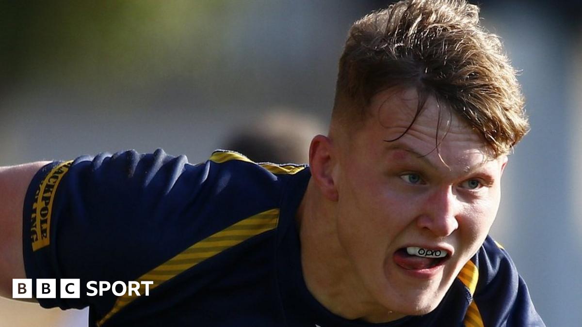 Ted Hill: Worcester and England flanker extends contract at Sixways ...