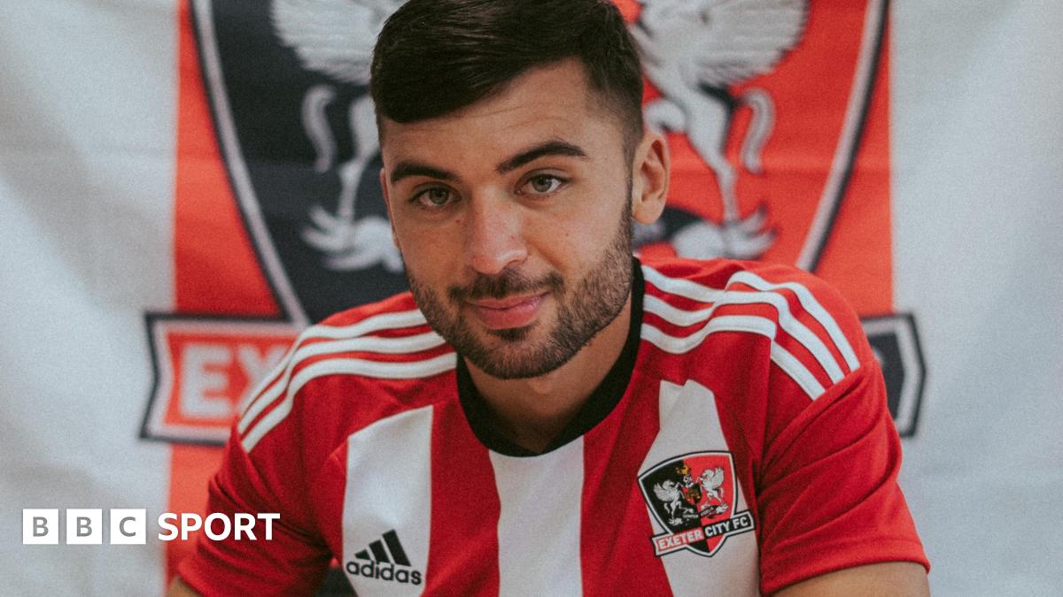 Reece Cole: Exeter City sign free-agent midfielder after trial - BBC Sport