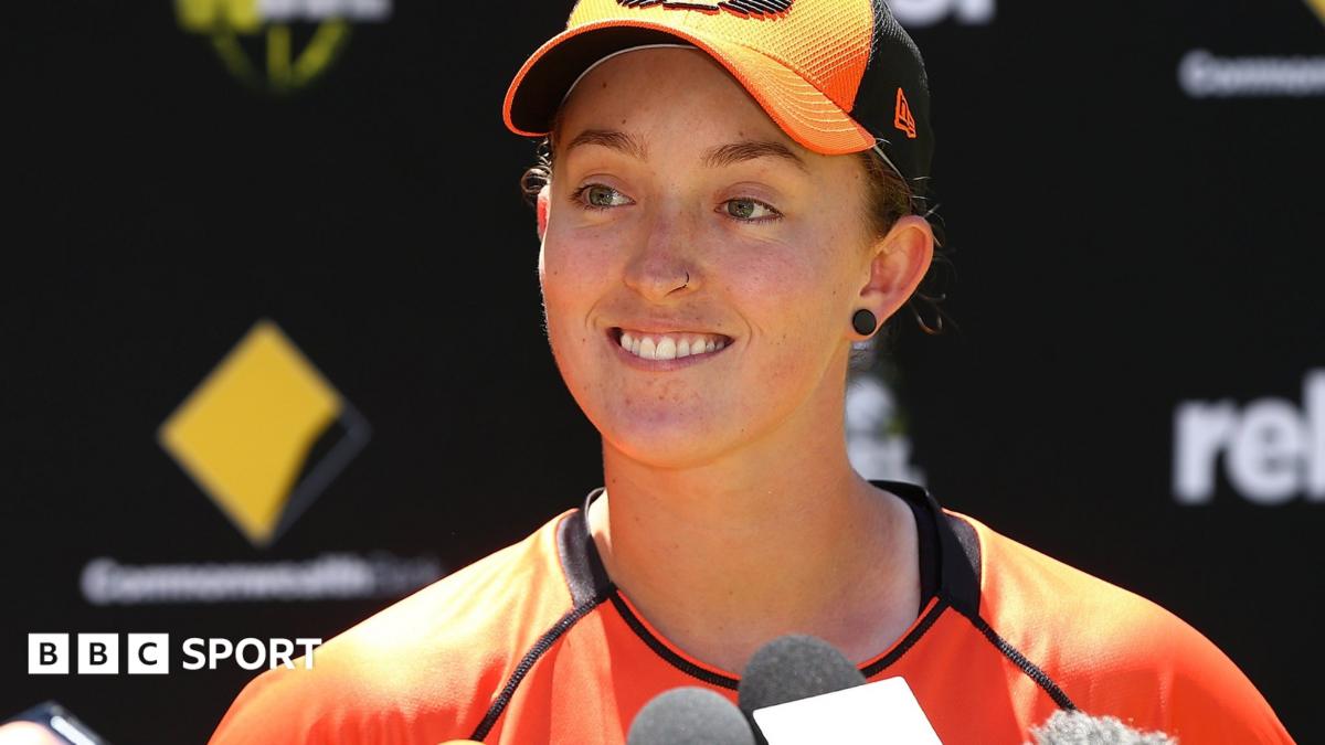 Emily Smith banned for posting Hobart Hurricanes line-up on Instagram ...