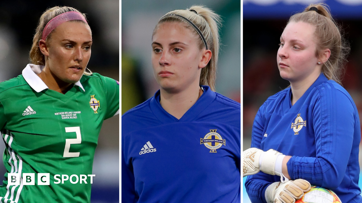 Northern Ireland v Montenegro: Rachel Dugdale, Kelsie Burrows & Lauren ...
