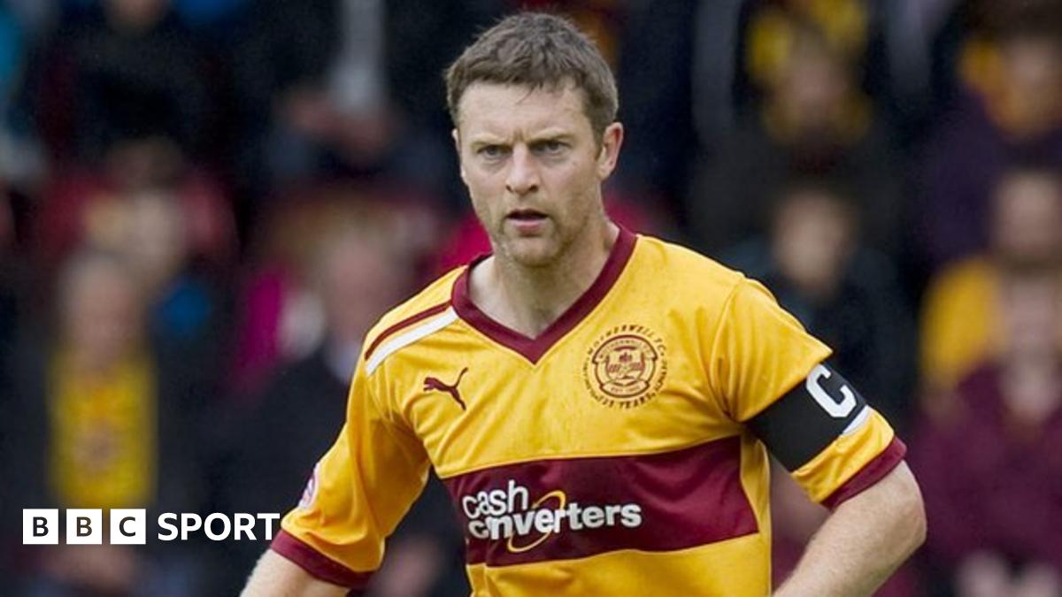 Motherwell: Former captain Stephen Craigan returns - BBC Sport