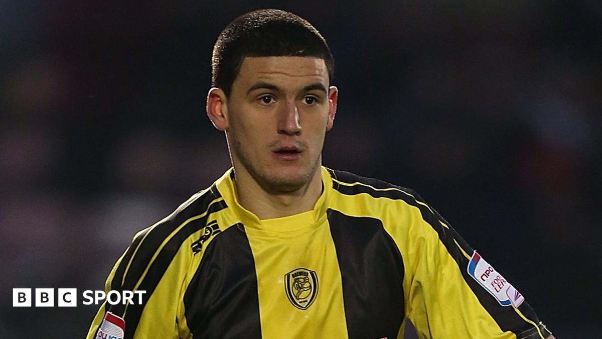 Aberdeen sign Anthony O'Connor from Burton Albion - BBC Sport