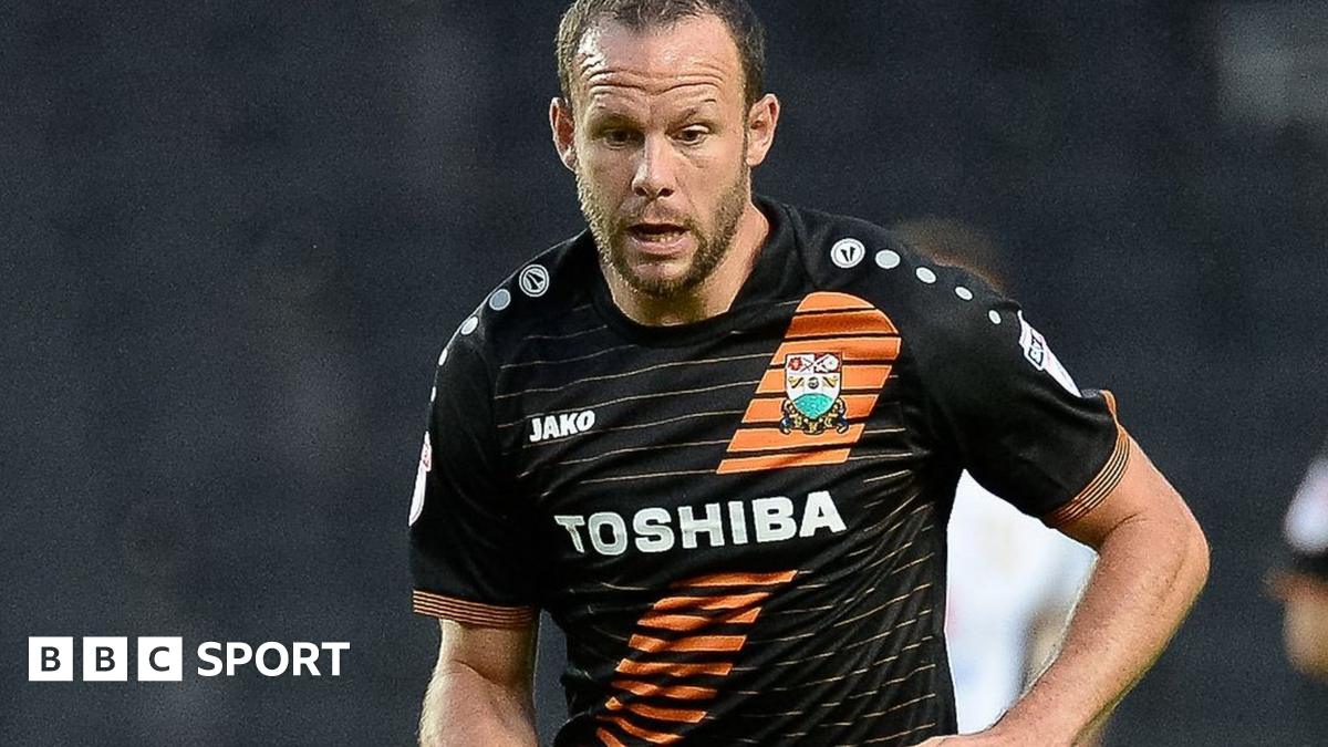 Sam Togwell: Eastleigh sign Barnet midfielder for reported £20,000 ...