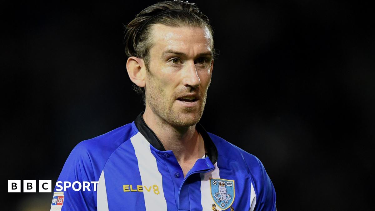 David Jones: Oldham Athletic sign veteran midfielder on short-term deal ...