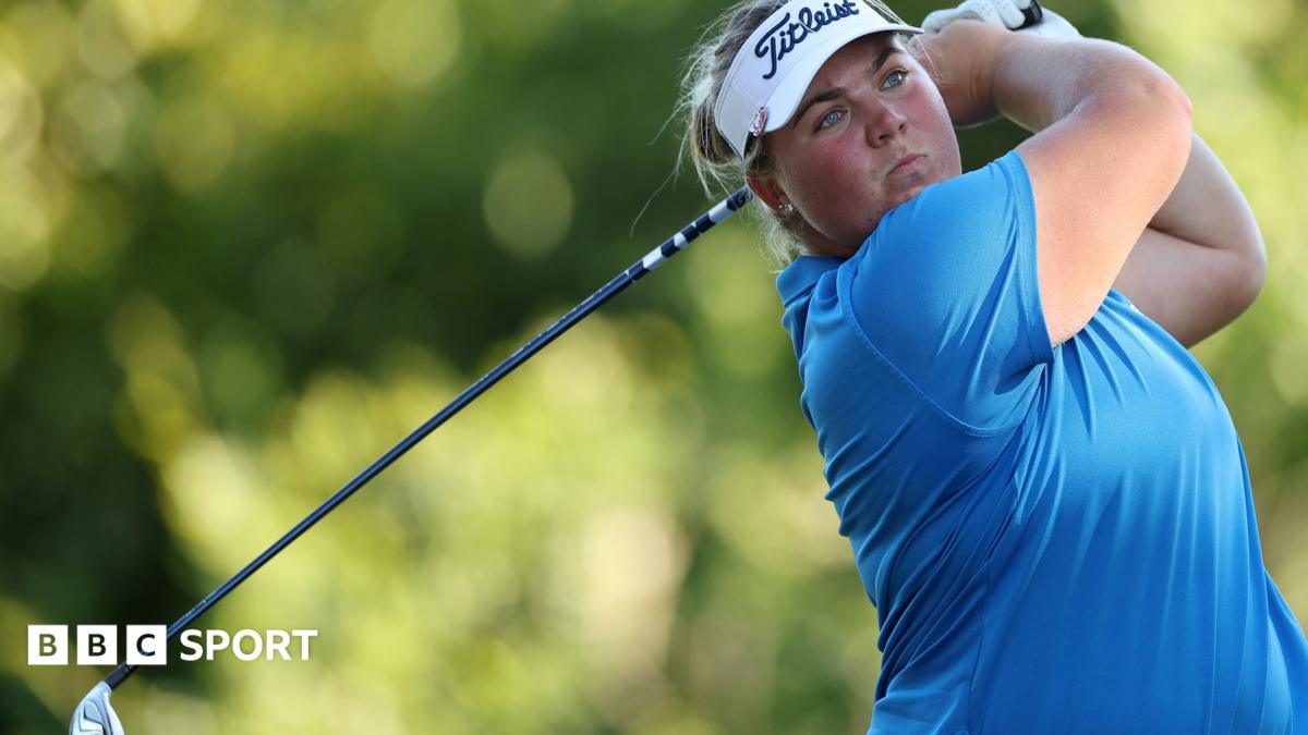 Joburg Ladies Open: England's Alice Hewson one shot off lead - BBC Sport