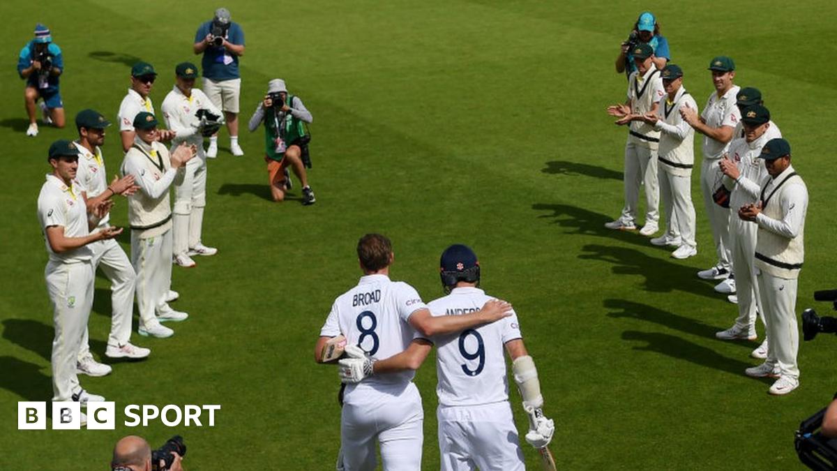Ashes digest: Stuart Broad's big six and Anderson floors Warner - BBC Sport