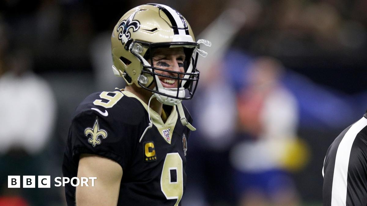 Drew Brees: New Orleans Saints quarterback sets two NFL records - BBC Sport
