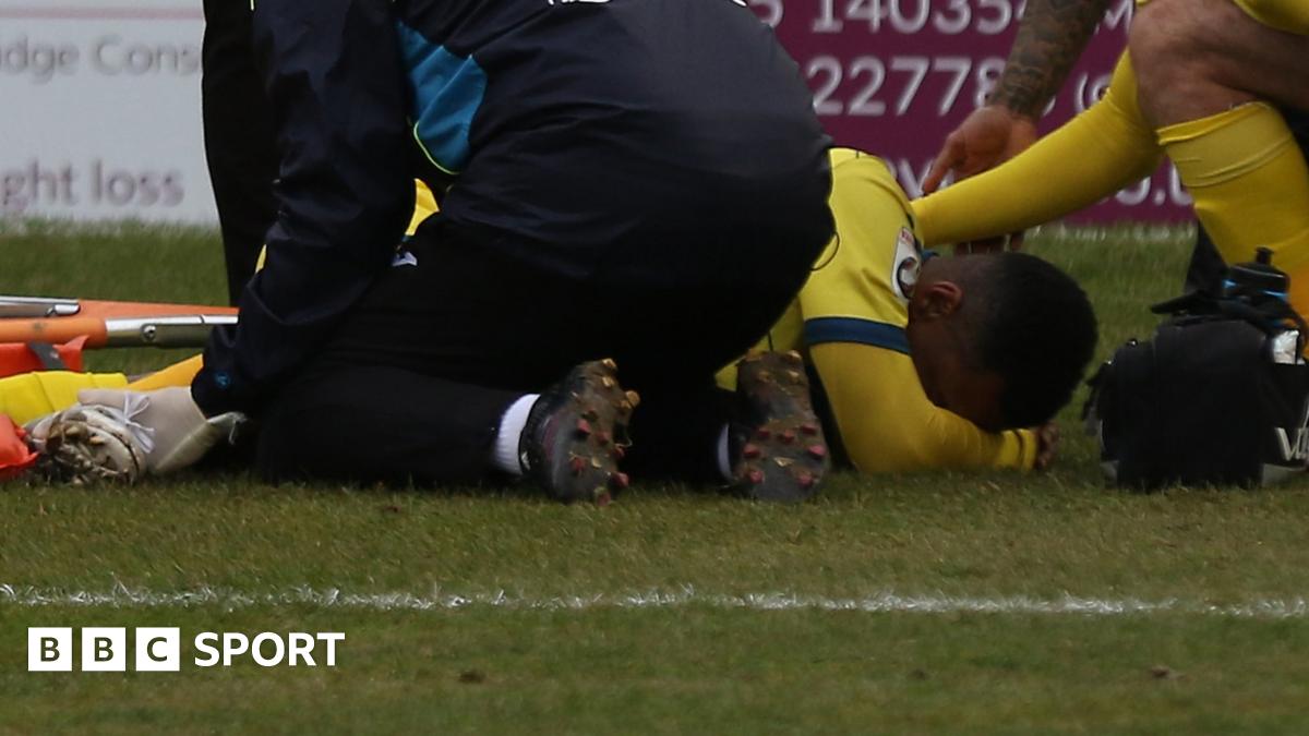 Durrell Berry: Injured Torquay United defender's contract offer not ...