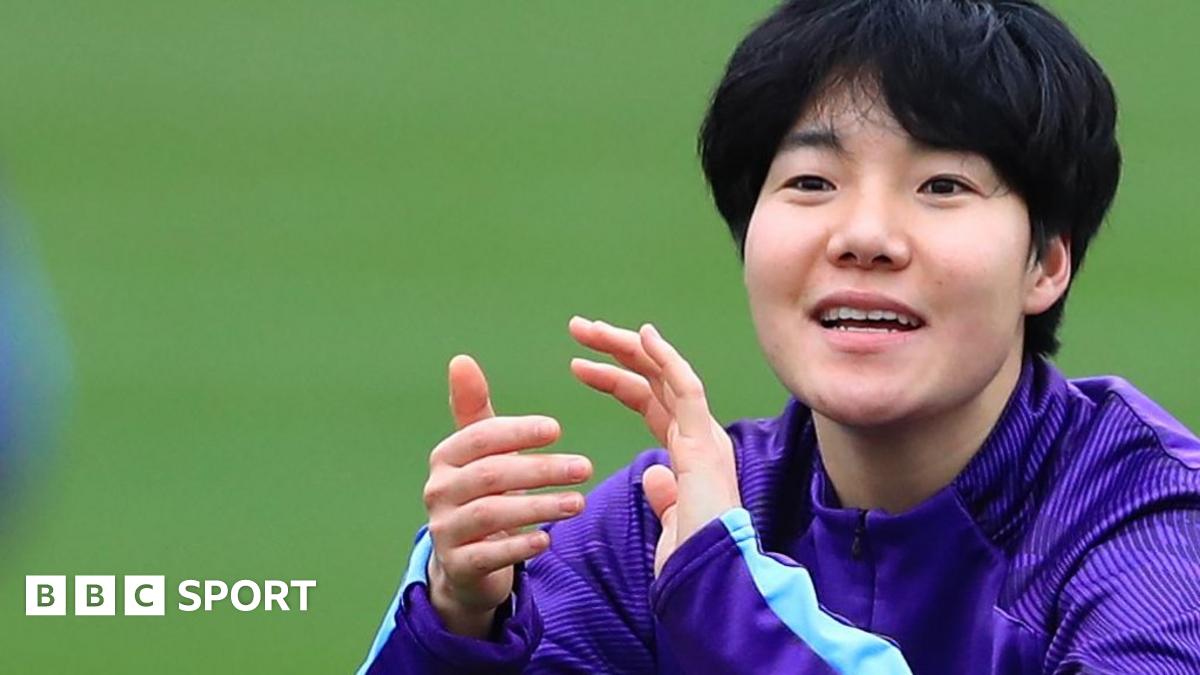 Lee Geum-min: Striker joins Brighton on loan from Manchester City - BBC ...