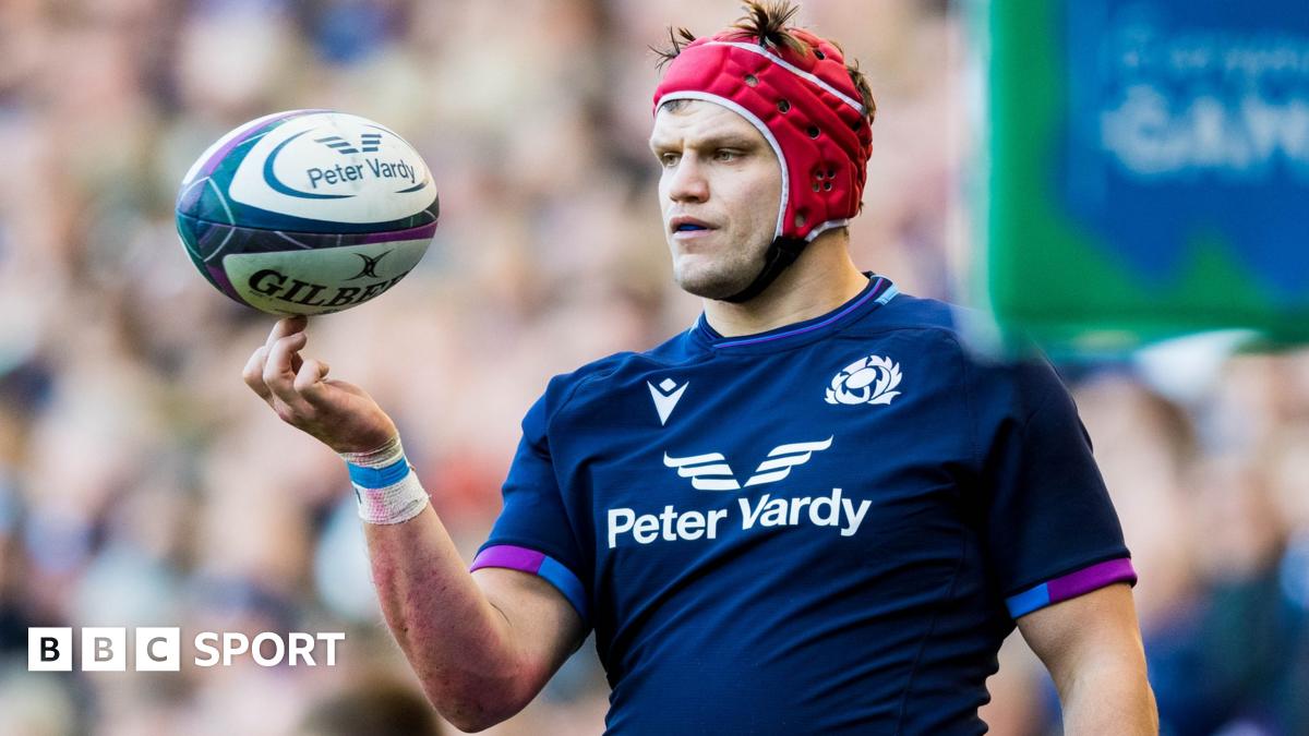 George Turner: Scotland hooker signs new Glasgow deal - BBC Sport