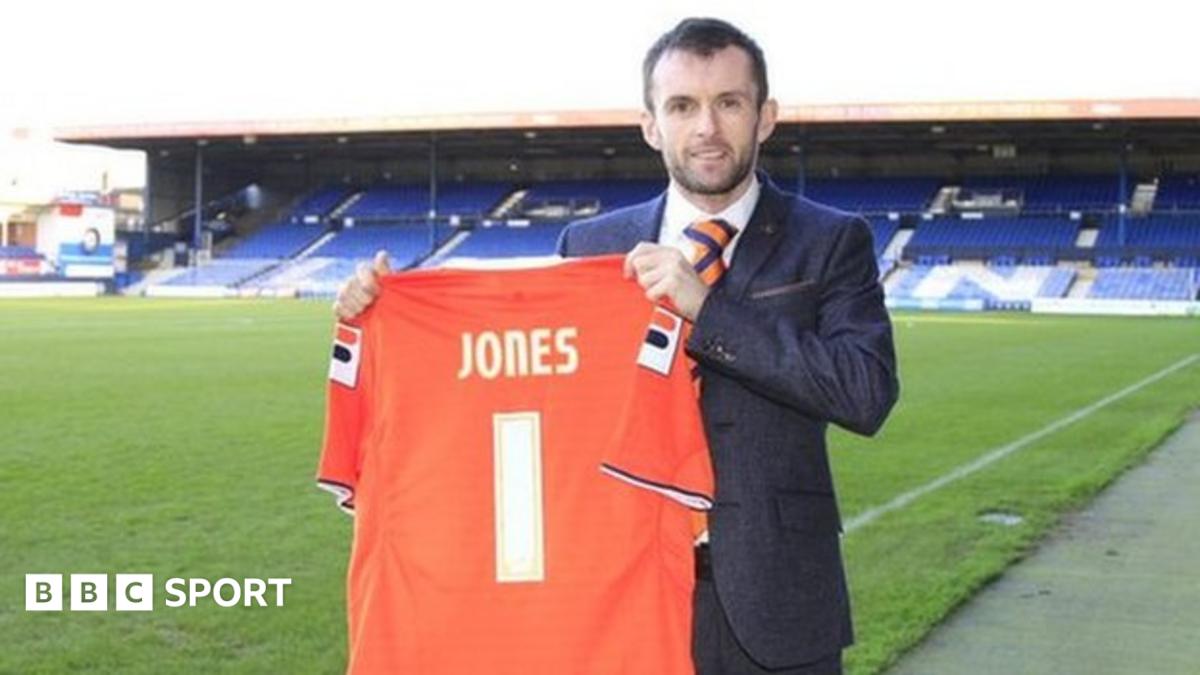 Luton Town: Nathan Jones 'equipped' for management chance - BBC Sport