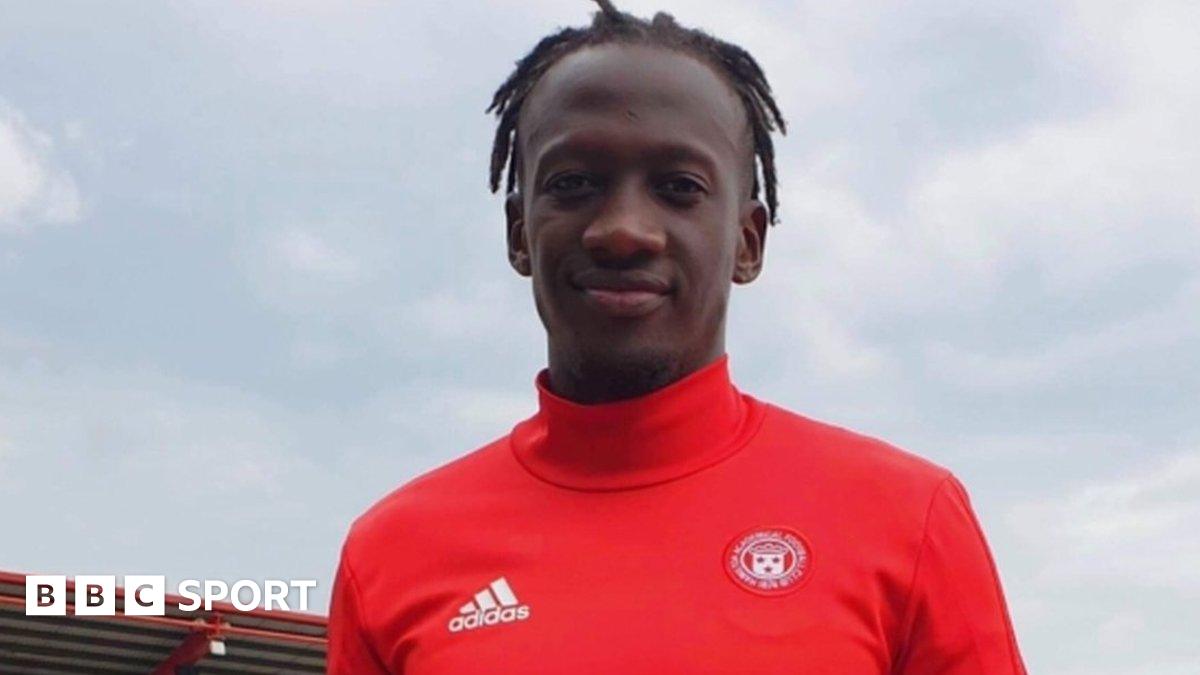 Hamilton Accies sign striker David Moyo after successful trial - BBC Sport