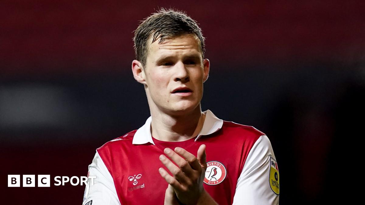 Rob Atkinson: Defender to stay at Bristol City until 2026 - BBC Sport