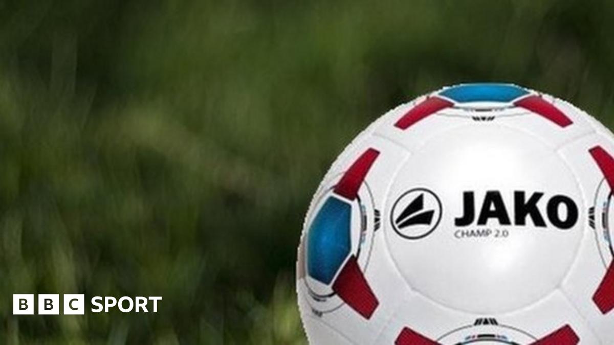 Anthony Dudley: Guiseley extend Bury striker's loan - BBC Sport