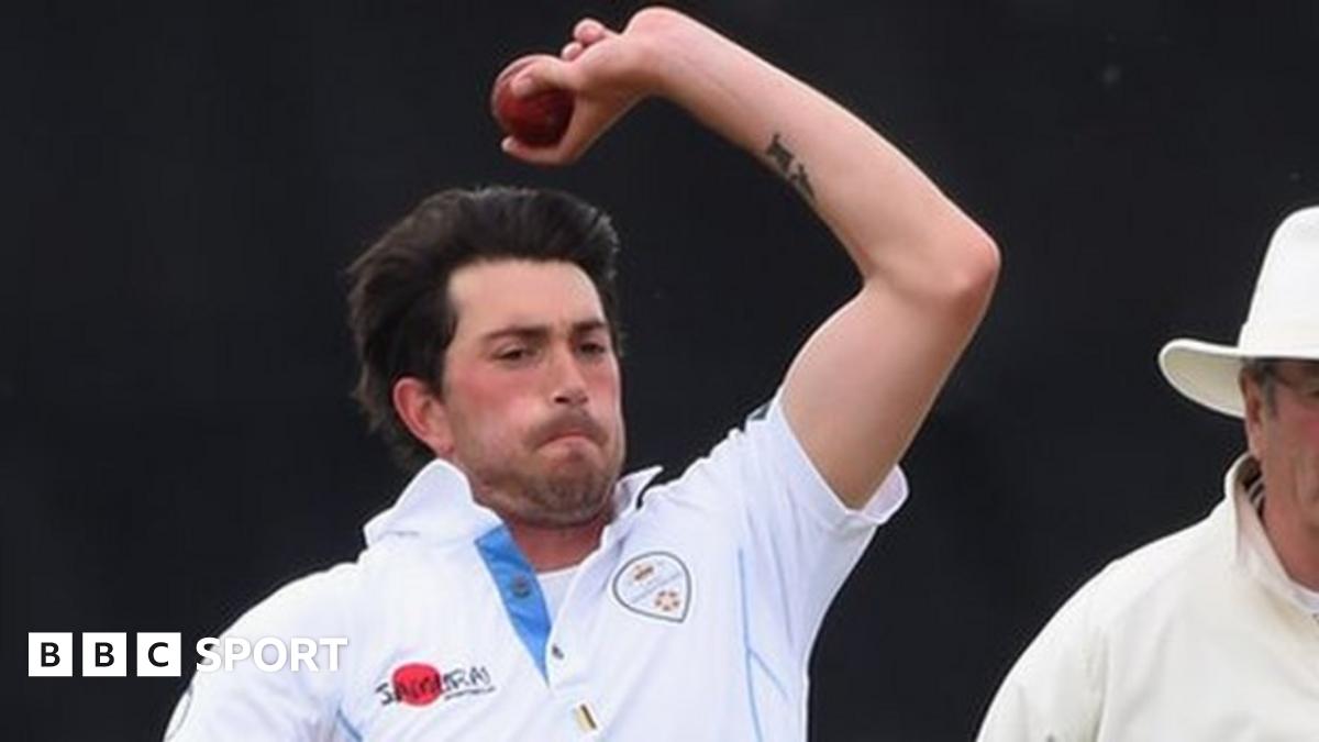 County Championship: Derbyshire's Footitt takes four wickets - BBC Sport